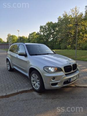 BMW X5 2009 in Talsi, with an engine capacity of 3.00 L and mileage of 365 thousand km for 8000 €, photo 5 on AUTOMOTO.COM.LV