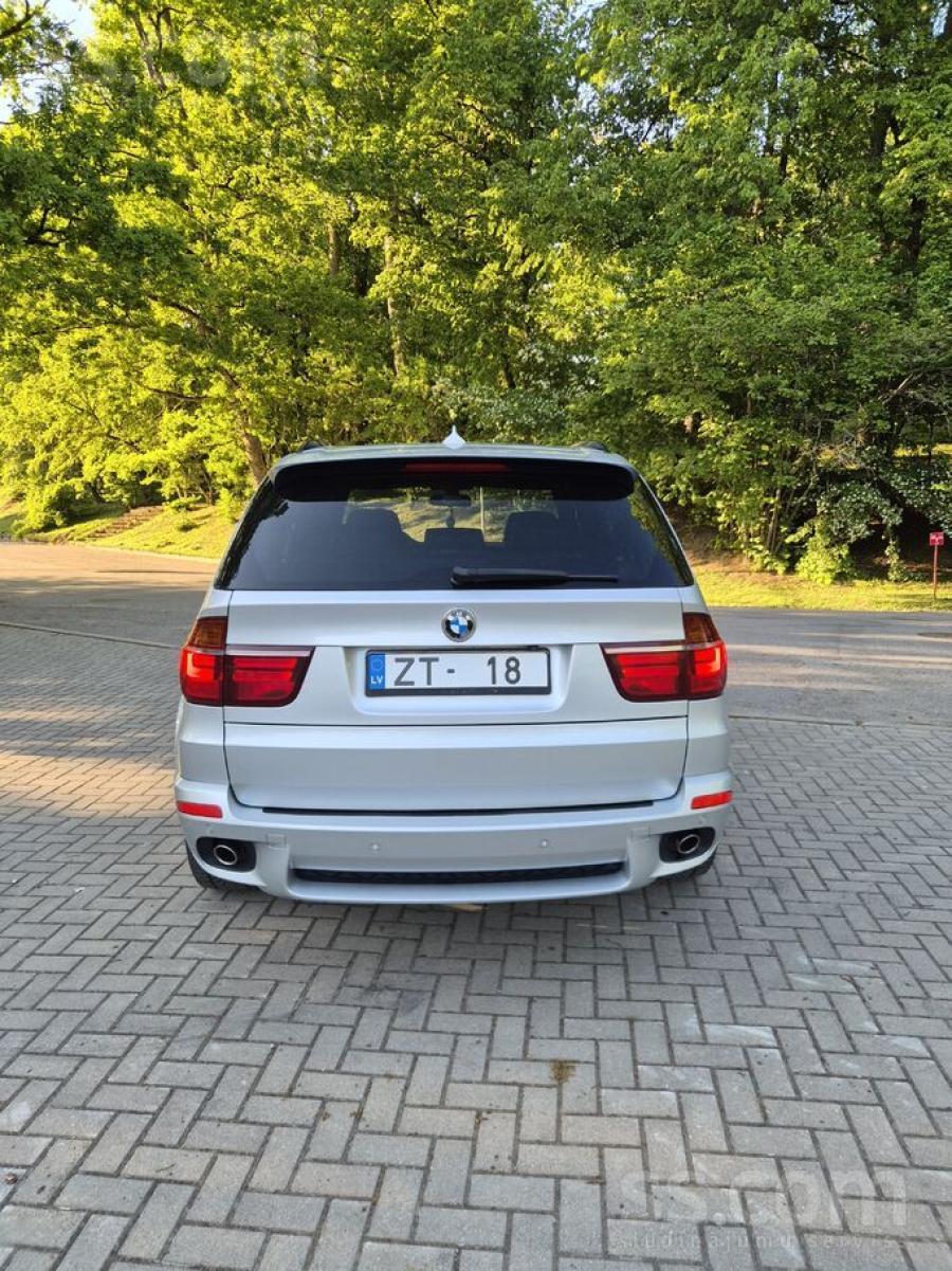 BMW X5 2009 in Talsi, with an engine capacity of 3.00 L and mileage of 365 thousand km for 8000 €, photo 8 on AUTOMOTO.COM.LV