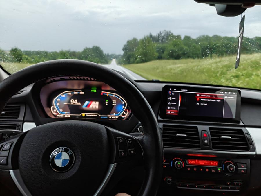 BMW X5 2009 Viljandi, ar dzinēja tilpumu 3.00 L un nobraukumu 373 tūkst. km par 10000 €, foto 1 vietnē AUTOMOTO.COM.LV