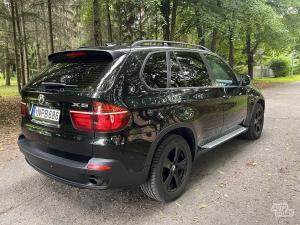 BMW X5 2009 Viļņa, ar dzinēja tilpumu 3.00 L un nobraukumu 256 tūkst. km par 8000 €, foto 5 vietnē AUTOMOTO.COM.LV