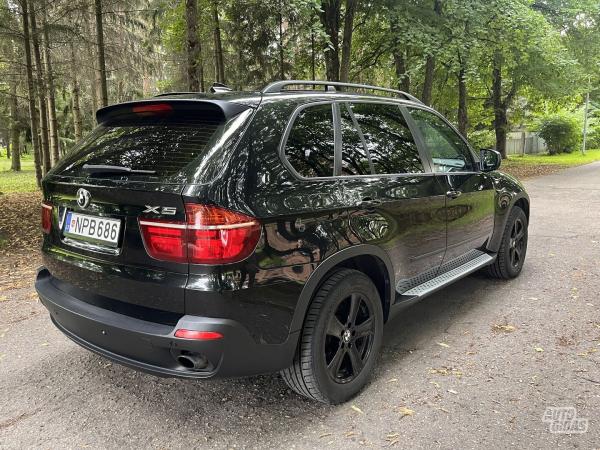 BMW X5 2009 in Vilnius, with an engine capacity of 3.00 L and mileage of 256 thousand km for 7900 €, photo 4 on AUTOMOTO.COM.LV