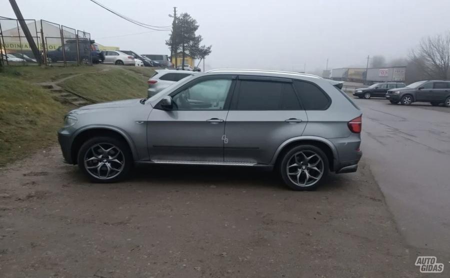 BMW X5 2009 Trakai, ar dzinēja tilpumu 3.00 L un nobraukumu 450 tūkst. km par 6350 €, foto 13 vietnē AUTOMOTO.COM.LV
