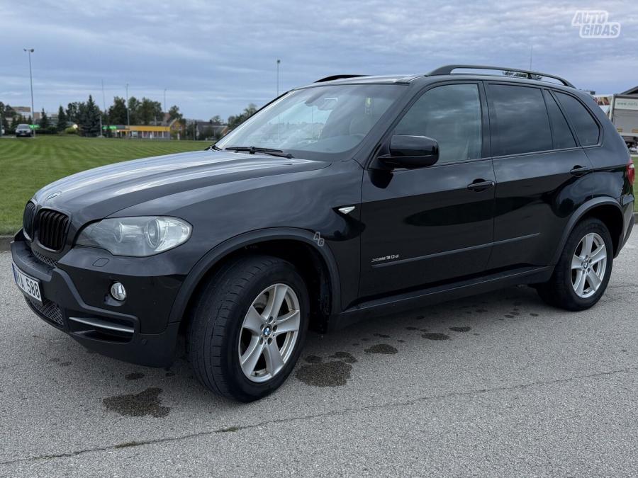 BMW X5 2009 in Radviliskis, with an engine capacity of 3.00 L and mileage of 215 thousand km for 7900 €, photo 1 on AUTOMOTO.COM.LV