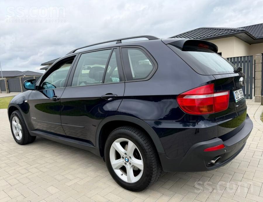 BMW X5 2009 Rīga, ar dzinēja tilpumu 3.00 L un nobraukumu 351 tūkst. km par 4950 €, foto 4 vietnē AUTOMOTO.COM.LV