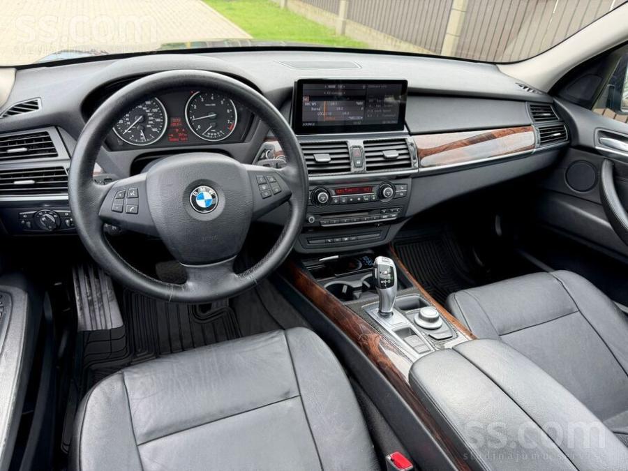 BMW X5 2009 Rīga, ar dzinēja tilpumu 3.00 L un nobraukumu 351 tūkst. km par 4950 €, foto 11 vietnē AUTOMOTO.COM.LV