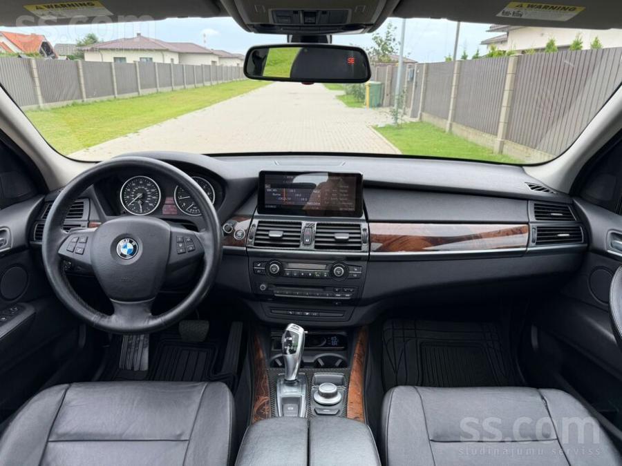 BMW X5 2009 Rīga, ar dzinēja tilpumu 3.00 L un nobraukumu 351 tūkst. km par 4950 €, foto 13 vietnē AUTOMOTO.COM.LV