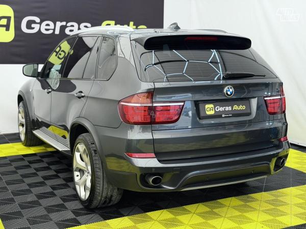 BMW X5 2010 in Avizieniai, with an engine capacity of 3.00 L and mileage of 250 thousand km for 9990 €, photo 6 on AUTOMOTO.COM.LV