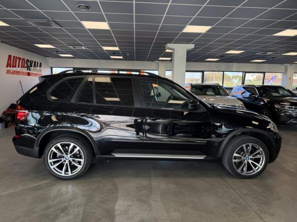 BMW X5 2010 Klaipėda, ar dzinēja tilpumu 3.00 L un nobraukumu 279 tūkst. km par 10900 €, foto 5 vietnē AUTOMOTO.COM.LV