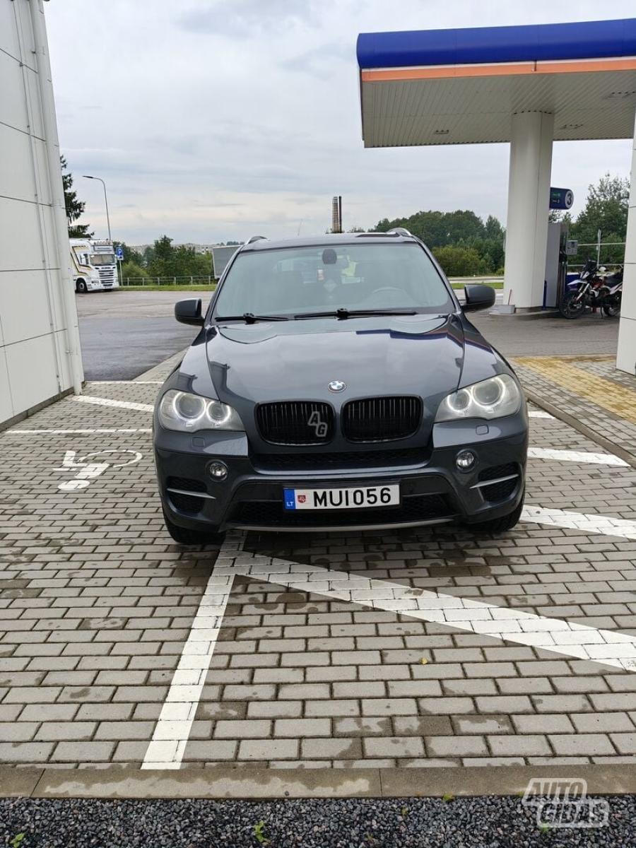 BMW X5 2010 Zarasai, ar dzinēja tilpumu 3.00 L un nobraukumu 293 tūkst. km par 10900 €, foto 1 vietnē AUTOMOTO.COM.LV