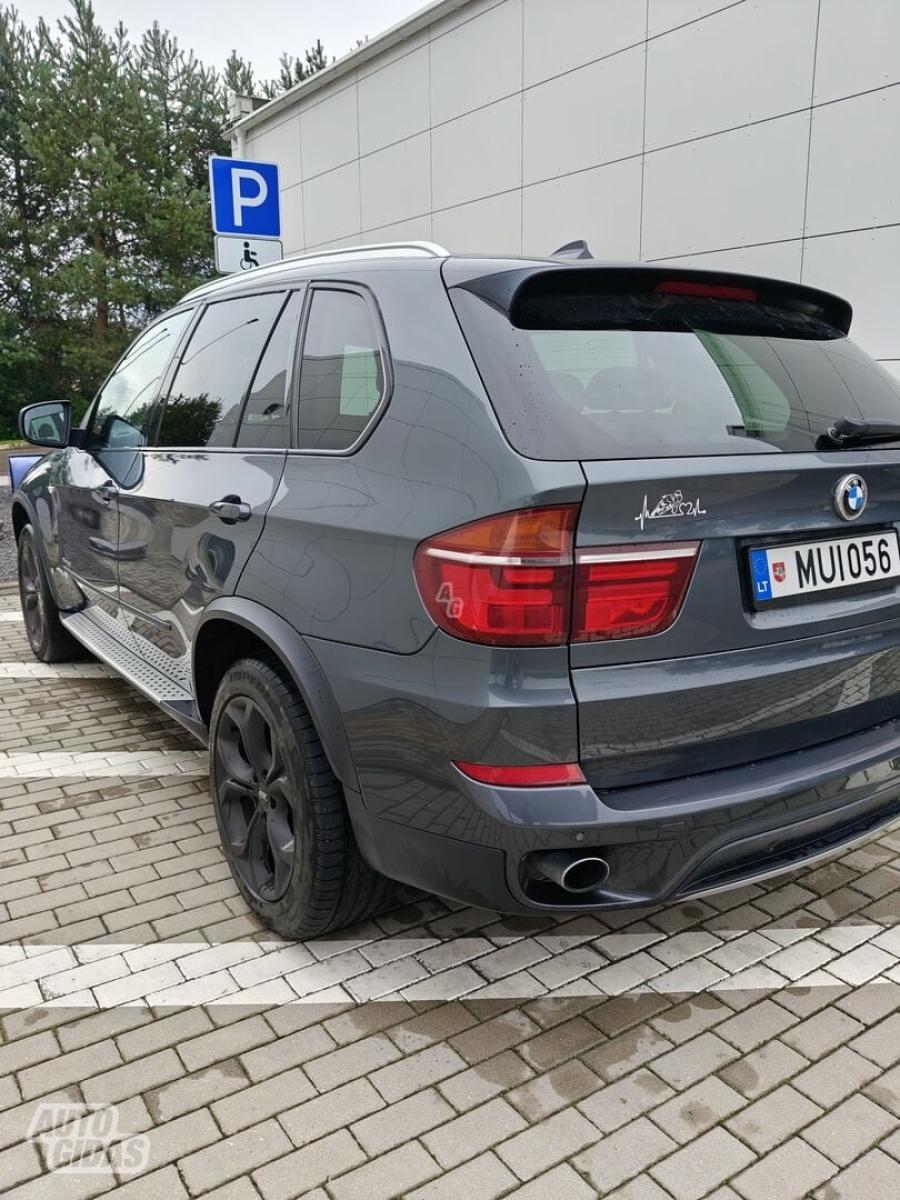 BMW X5 2010 Zarasai, ar dzinēja tilpumu 3.00 L un nobraukumu 293 tūkst. km par 10900 €, foto 5 vietnē AUTOMOTO.COM.LV