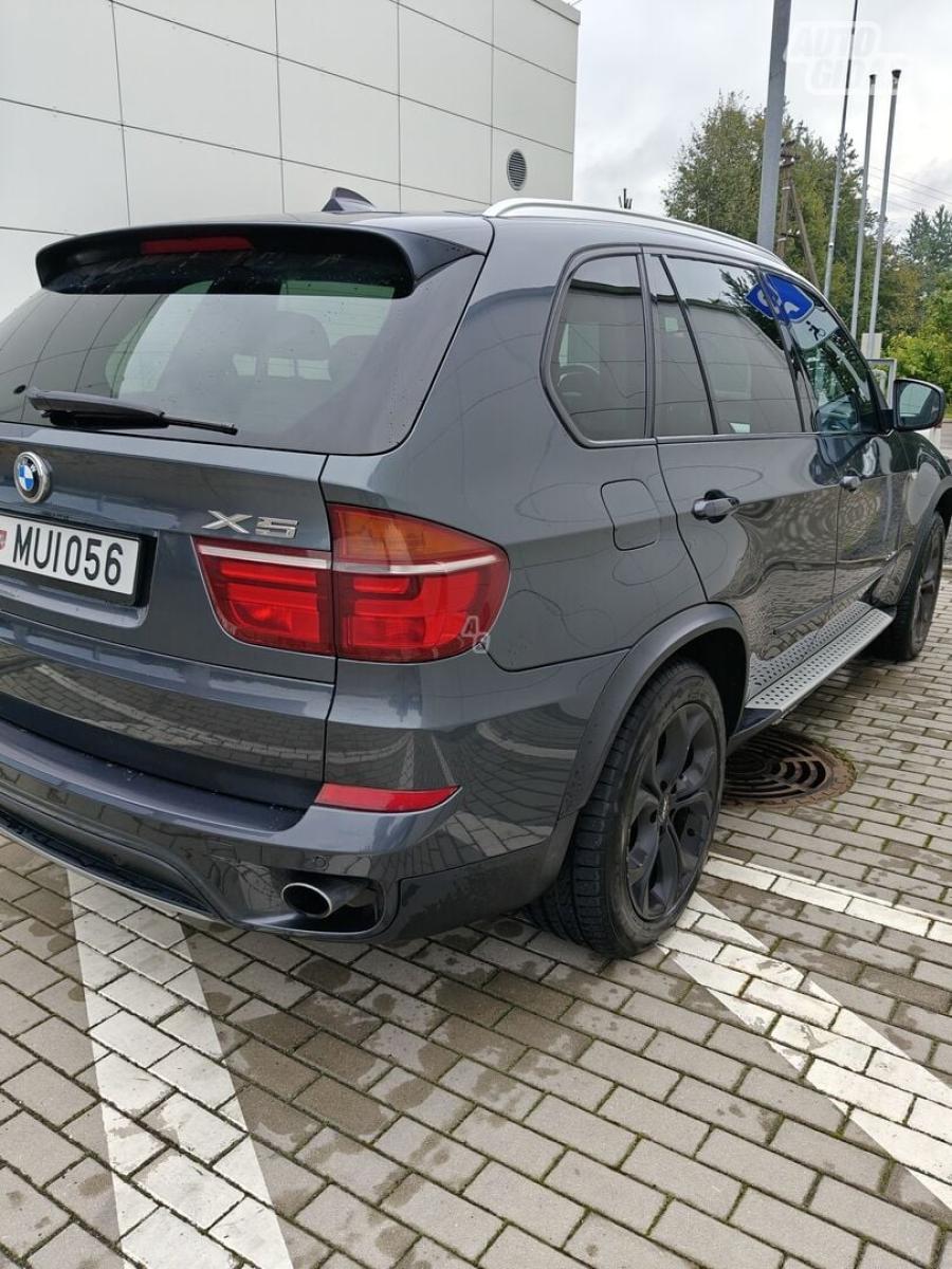 BMW X5 2010 Zarasai, ar dzinēja tilpumu 3.00 L un nobraukumu 293 tūkst. km par 10900 €, foto 6 vietnē AUTOMOTO.COM.LV