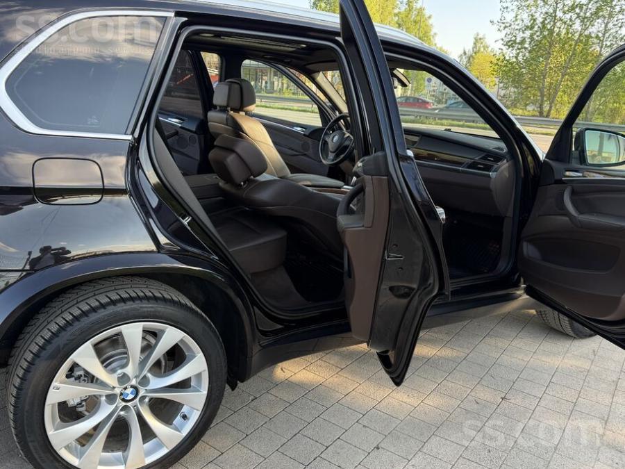 BMW X5 2010 Rīga, ar dzinēja tilpumu 3.00 L un nobraukumu 0 tūkst. km par 13750 €, foto 21 vietnē AUTOMOTO.COM.LV