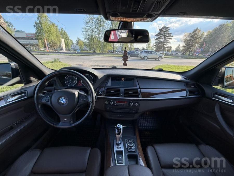 BMW X5 2010 Rīga, ar dzinēja tilpumu 3.00 L un nobraukumu 0 tūkst. km par 13750 €, foto 26 vietnē AUTOMOTO.COM.LV