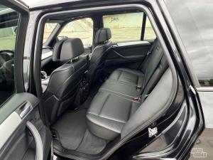 BMW X5 2010 in Siauliai, with an engine capacity of 3.00 L and mileage of 313 thousand km for 11000 €, photo 11 on AUTOMOTO.COM.LV