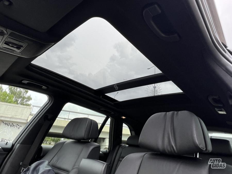 BMW X5 2010 in Siauliai, with an engine capacity of 3.00 L and mileage of 313 thousand km for 11000 €, photo 14 on AUTOMOTO.COM.LV