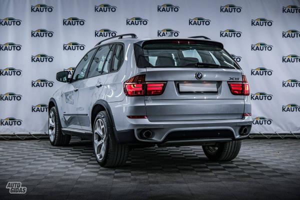 BMW X5 2010 in Kaunas, with an engine capacity of 3.00 L and mileage of 316 thousand km for 9990 €, photo 4 on AUTOMOTO.COM.LV