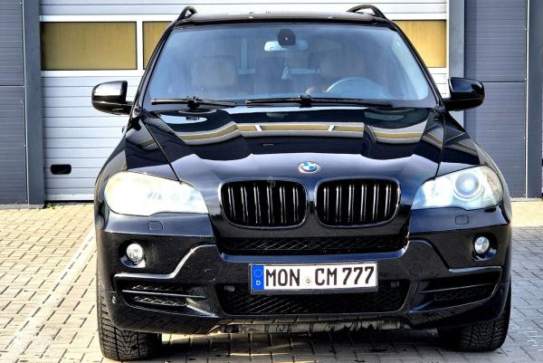 BMW X5 2010 in Kretinga, with an engine capacity of 3.00 L and mileage of 111 thousand km for 8950 €, photo 2 on AUTOMOTO.COM.LV