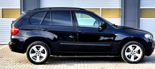 BMW X5 2010 in Kretinga, with an engine capacity of 3.00 L and mileage of 111 thousand km for 8950 €, photo 9 on AUTOMOTO.COM.LV