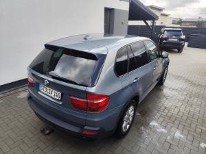BMW X5 2010 in Klaipeda, with an engine capacity of 3.00 L and mileage of 315 thousand km for 6500 €, photo 11 on AUTOMOTO.COM.LV