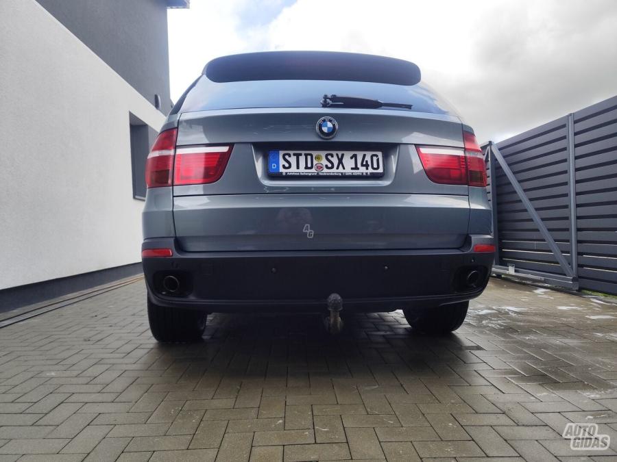 BMW X5 2010 in Klaipeda, with an engine capacity of 3.00 L and mileage of 315 thousand km for 6500 €, photo 15 on AUTOMOTO.COM.LV