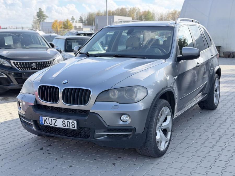 BMW X5 2010 in Vilnius, with an engine capacity of 0.00 L and mileage of 0 thousand km for 4000 €, photo 1 on AUTOMOTO.COM.LV