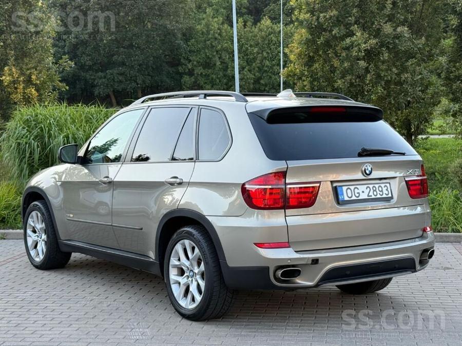 BMW X5 2011 in Riga, with an engine capacity of 3.00 L and mileage of 289 thousand km for 7990 €, photo 5 on AUTOMOTO.COM.LV