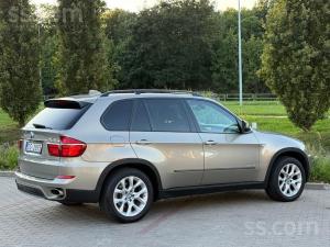 BMW X5 2011 in Riga, with an engine capacity of 3.00 L and mileage of 289 thousand km for 7990 €, photo 10 on AUTOMOTO.COM.LV