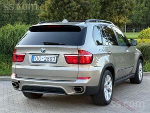 BMW X5 2011 in Riga, with an engine capacity of 3.00 L and mileage of 289 thousand km for 7990 €, photo 12 on AUTOMOTO.COM.LV