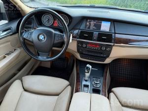 BMW X5 2011 in Riga, with an engine capacity of 3.00 L and mileage of 289 thousand km for 7990 €, photo 14 on AUTOMOTO.COM.LV
