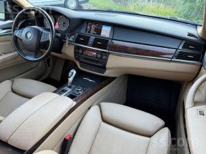 BMW X5 2011 in Riga, with an engine capacity of 3.00 L and mileage of 289 thousand km for 7990 €, photo 17 on AUTOMOTO.COM.LV