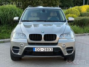BMW X5 2011 in Riga, with an engine capacity of 3.00 L and mileage of 289 thousand km for 7990 €, photo 29 on AUTOMOTO.COM.LV