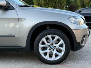 BMW X5 2011 in Riga, with an engine capacity of 3.00 L and mileage of 289 thousand km for 7990 €, photo 31 on AUTOMOTO.COM.LV