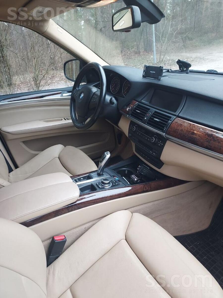 BMW X5 2011 Rīga, ar dzinēja tilpumu 3.00 L un nobraukumu 286 tūkst. km par 11500 €, foto 9 vietnē AUTOMOTO.COM.LV