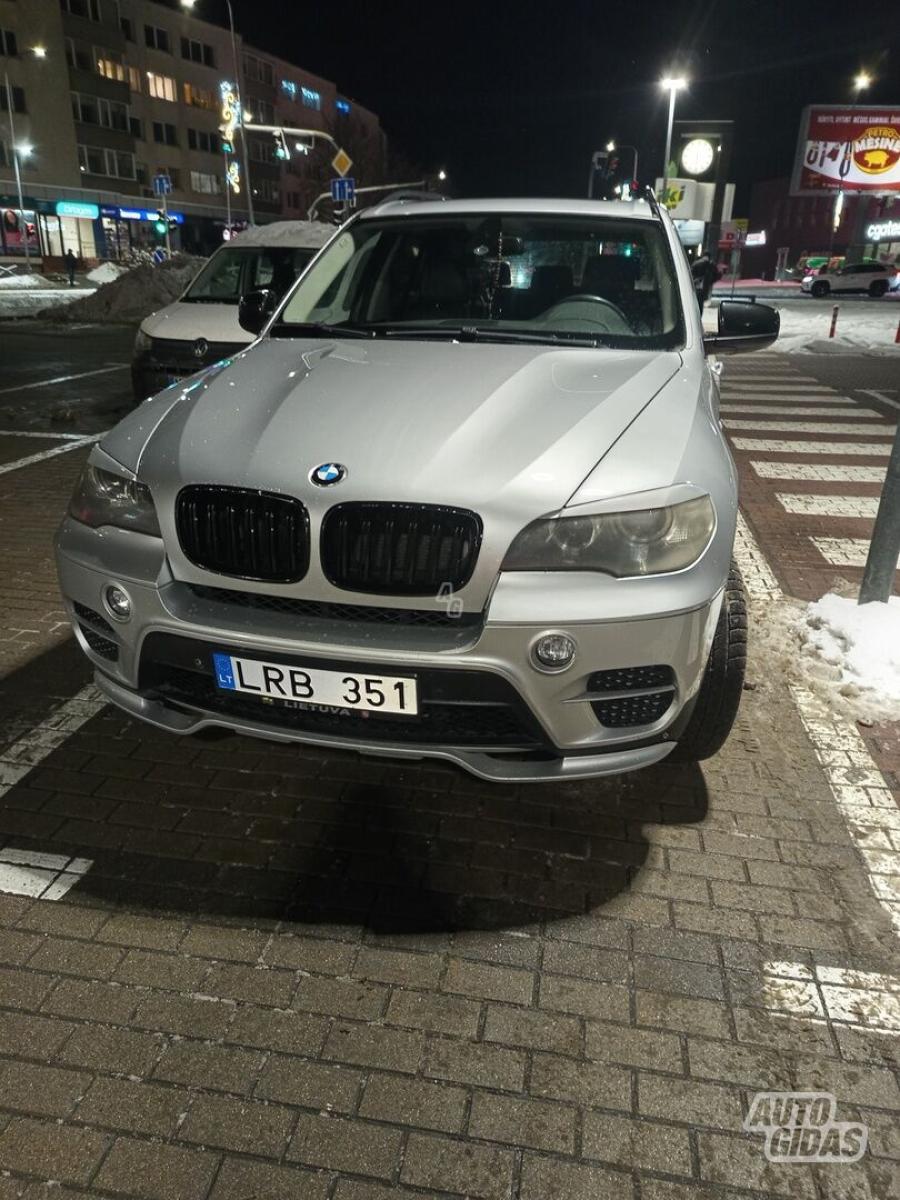 BMW X5 2011 Panevēža, ar dzinēja tilpumu 3.00 L un nobraukumu 230 tūkst. km par 7200 €, foto 1 vietnē AUTOMOTO.COM.LV