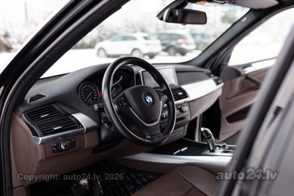 BMW X5 2011 in Tallinn, with an engine capacity of 3.00 L and mileage of 277 thousand km for 9999 €, photo 8 on AUTOMOTO.COM.LV