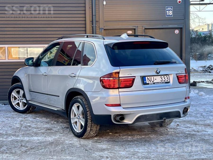 BMW X5 2011 in Riga, with an engine capacity of 3.00 L and mileage of 0 thousand km for 11790 €, photo 5 on AUTOMOTO.COM.LV