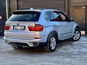 BMW X5 2011 in Riga, with an engine capacity of 3.00 L and mileage of 0 thousand km for 11790 €, photo 6 on AUTOMOTO.COM.LV