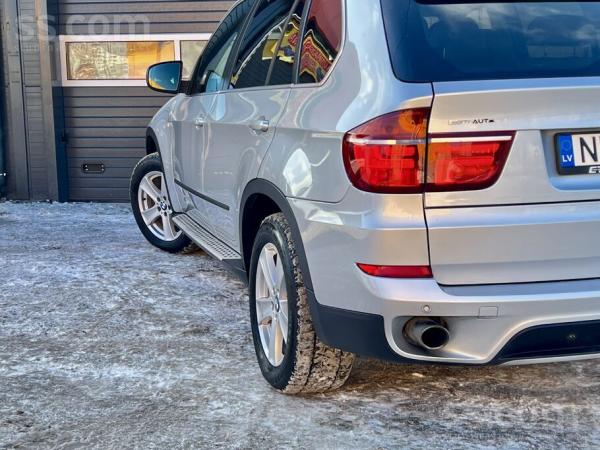 BMW X5 2011 in Riga, with an engine capacity of 3.00 L and mileage of 0 thousand km for 11790 €, photo 8 on AUTOMOTO.COM.LV