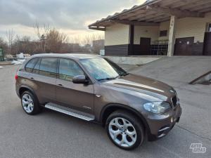 BMW X5 2011 in Panevezys, with an engine capacity of 3.00 L and mileage of 253 thousand km for 11500 €, photo 4 on AUTOMOTO.COM.LV