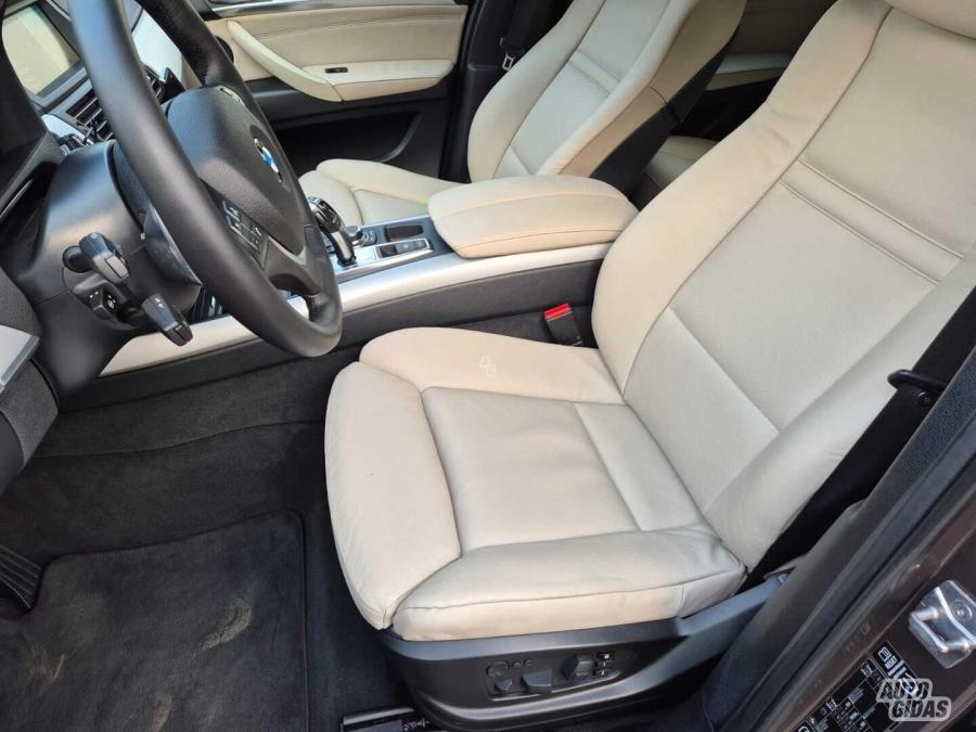 BMW X5 2011 in Panevezys, with an engine capacity of 3.00 L and mileage of 253 thousand km for 11500 €, photo 30 on AUTOMOTO.COM.LV