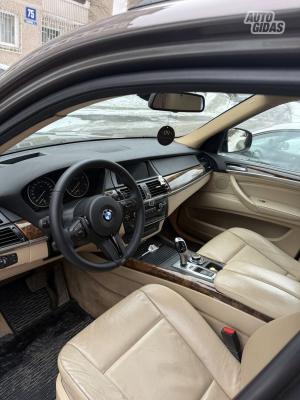 BMW X5 2011 in Vilnius, with an engine capacity of 3.00 L and mileage of 170 thousand km for 9500 €, photo 4 on AUTOMOTO.COM.LV
