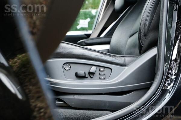BMW X5 2011 in Riga, with an engine capacity of 3.00 L and mileage of 260 thousand km for 10990 €, photo 7 on AUTOMOTO.COM.LV