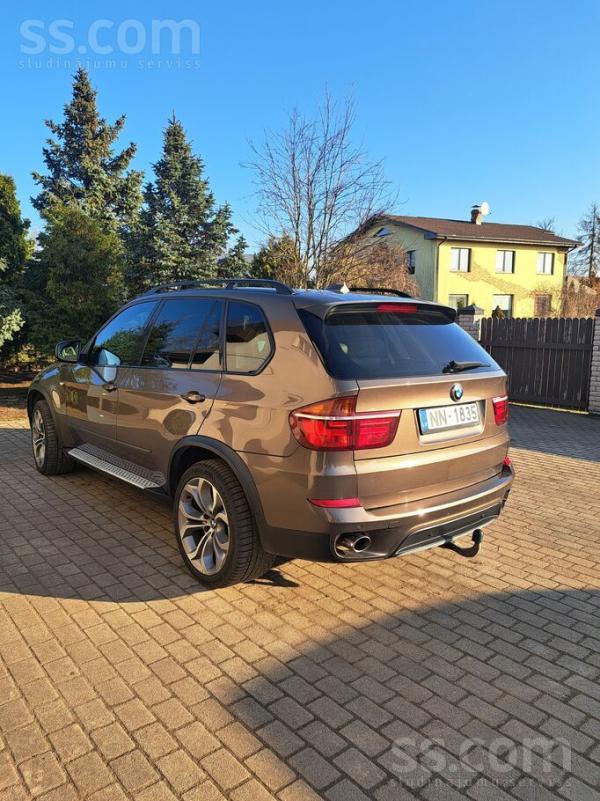 BMW X5 2011 Rīga, ar dzinēja tilpumu 3.00 L un nobraukumu 239 tūkst. km par 13000 €, foto 2 vietnē AUTOMOTO.COM.LV