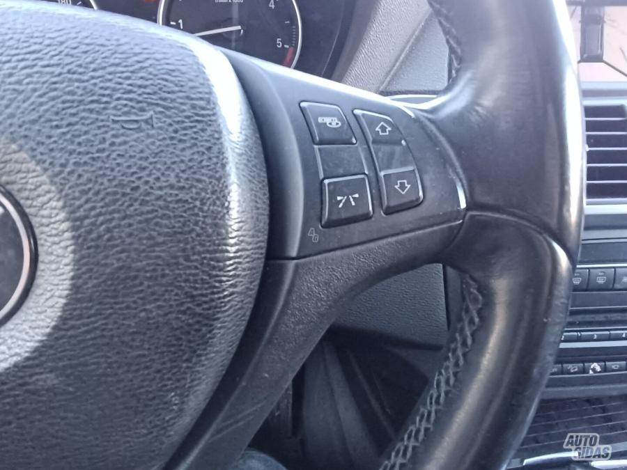 BMW X5 2011 Marijampole, ar dzinēja tilpumu 3.00 L un nobraukumu 215 tūkst. km par 10000 €, foto 11 vietnē AUTOMOTO.COM.LV