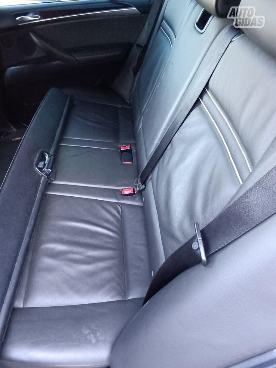 BMW X5 2011 Marijampole, ar dzinēja tilpumu 3.00 L un nobraukumu 215 tūkst. km par 10000 €, foto 13 vietnē AUTOMOTO.COM.LV