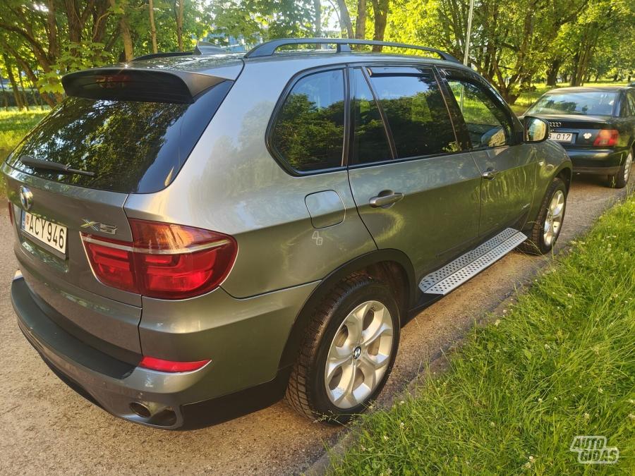 BMW X5 2011 in Vilnius, with an engine capacity of 3.00 L and mileage of 277 thousand km for 10900 €, photo 7 on AUTOMOTO.COM.LV