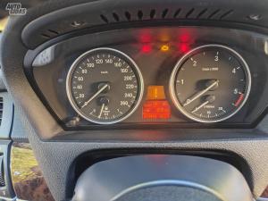 BMW X5 2011 in Vilnius, with an engine capacity of 3.00 L and mileage of 277 thousand km for 10900 €, photo 12 on AUTOMOTO.COM.LV