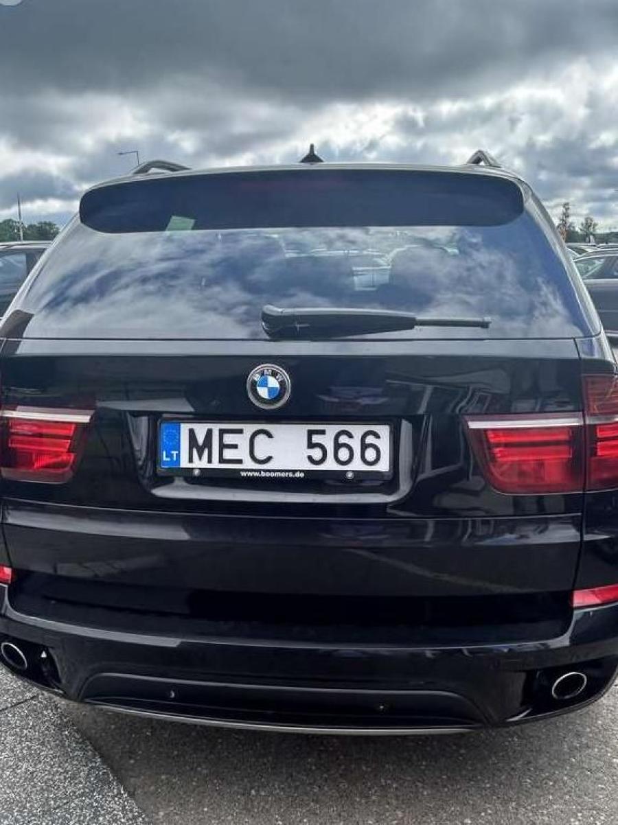 BMW X5 2011 Viļņa, ar dzinēja tilpumu 2.99 L un nobraukumu 350 tūkst. km par 9300 €, foto 6 vietnē AUTOMOTO.COM.LV