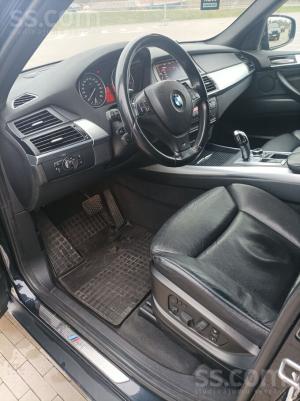 BMW X5 2012 in Rezekne, with an engine capacity of 3.00 L and mileage of 312 thousand km for 13200 €, photo 6 on AUTOMOTO.COM.LV