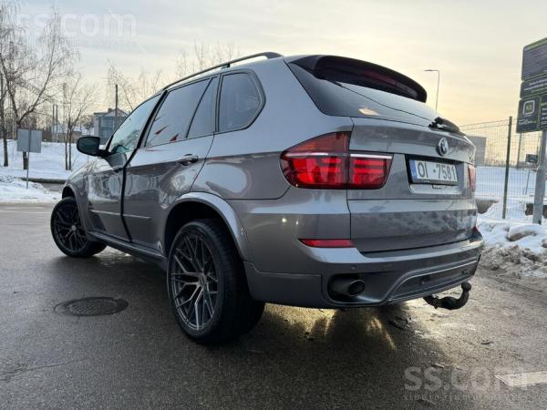 BMW X5 2012 Rīga, ar dzinēja tilpumu 3.00 L un nobraukumu 272 tūkst. km par 15500 €, foto 6 vietnē AUTOMOTO.COM.LV